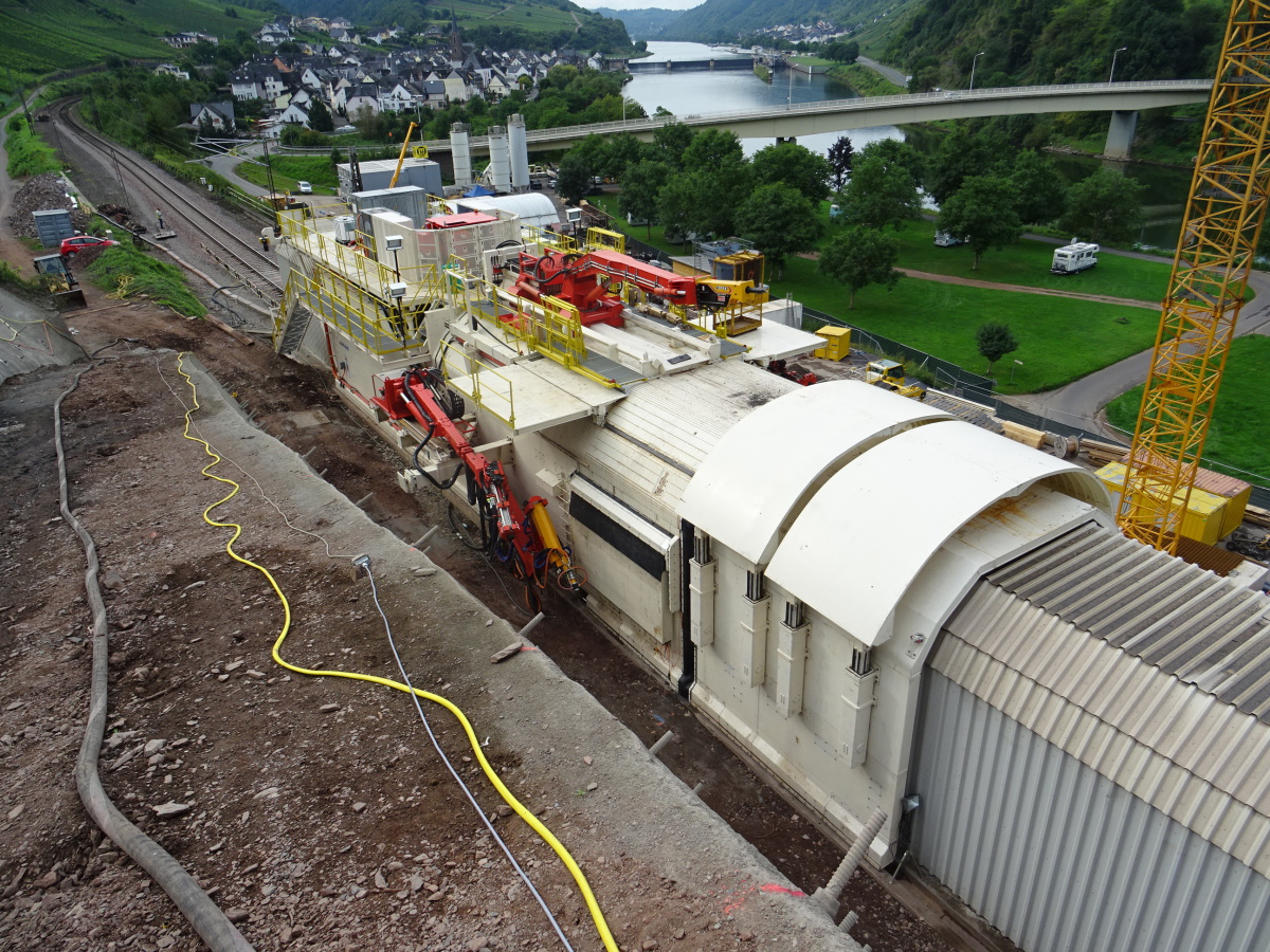 Pilot Project: Applying the Tunnel-in-Tunnel Method on DB electrified ...