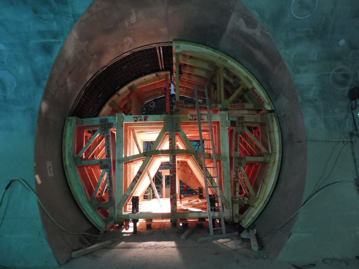 Custom Timber Formwork for the Feuerbach Tunnel - tunnel