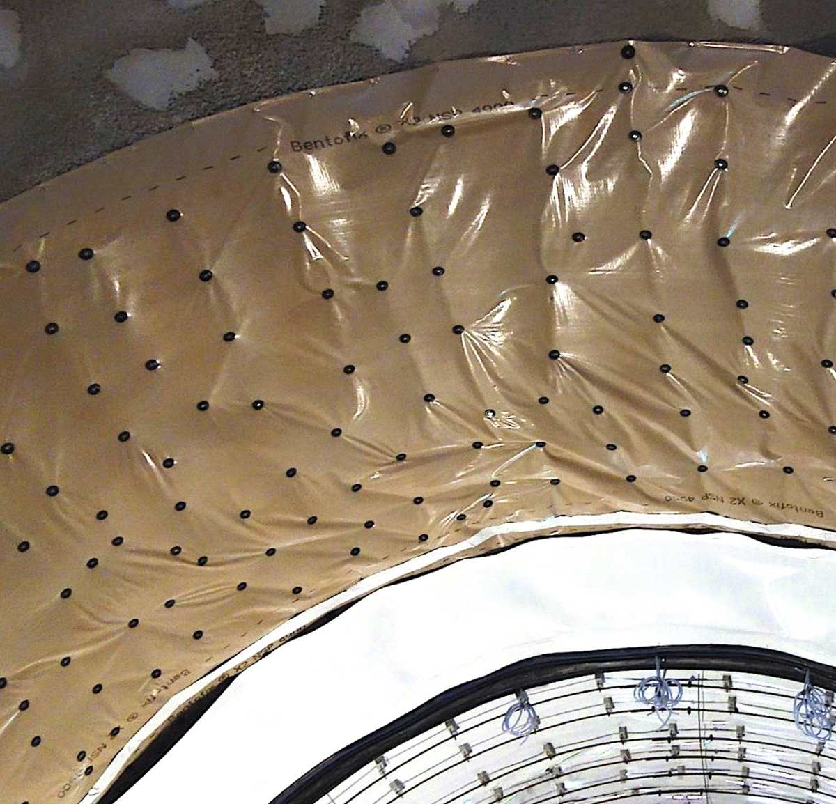 Three-Component Approach: Double-Layer Pressurized Waterproofing System ...