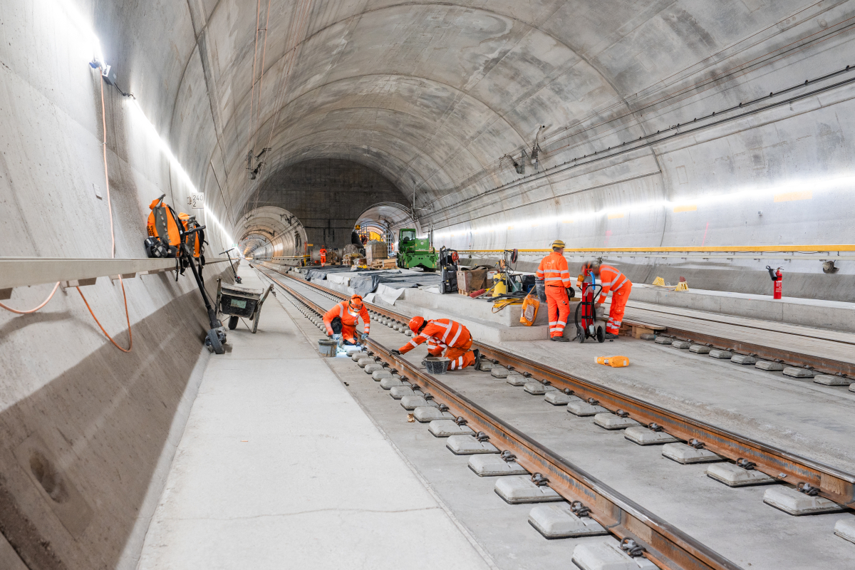 Repair Works in the Gotthard Base Tunnel - tunnel