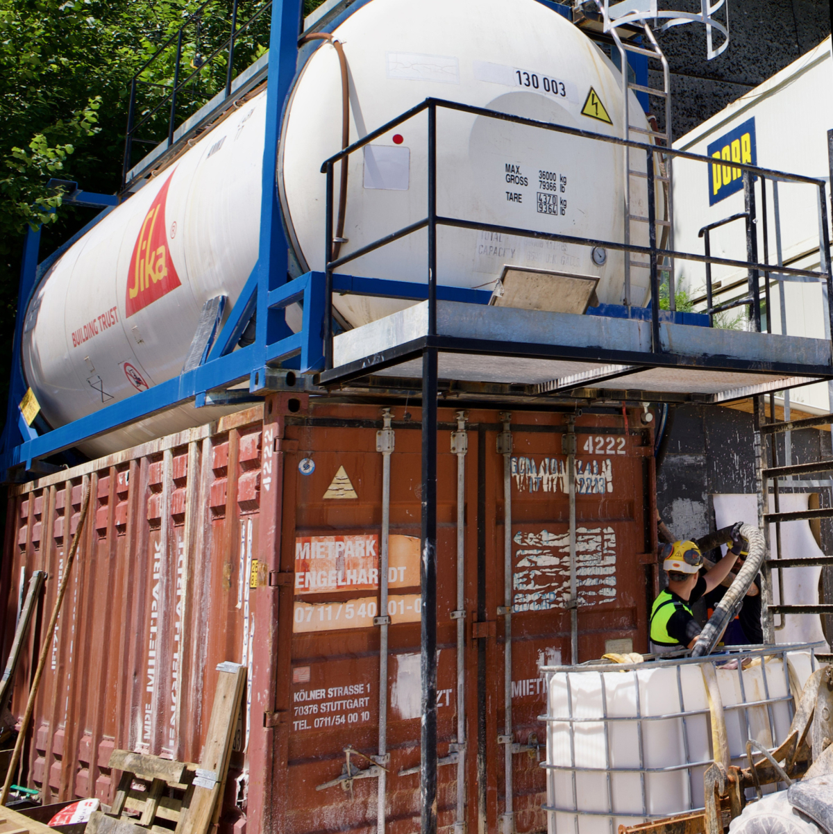 Spritzbetonbeschleuniger für den sicheren Ausbau des ...