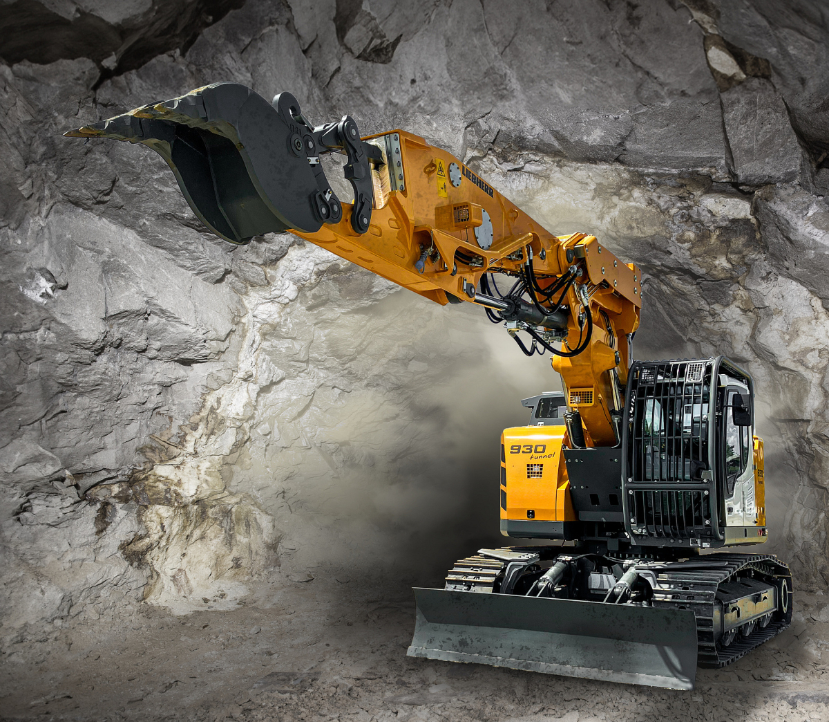 Robust Special-Purpose Machine: R 930 Tunnel Crawler Excavator - tunnel