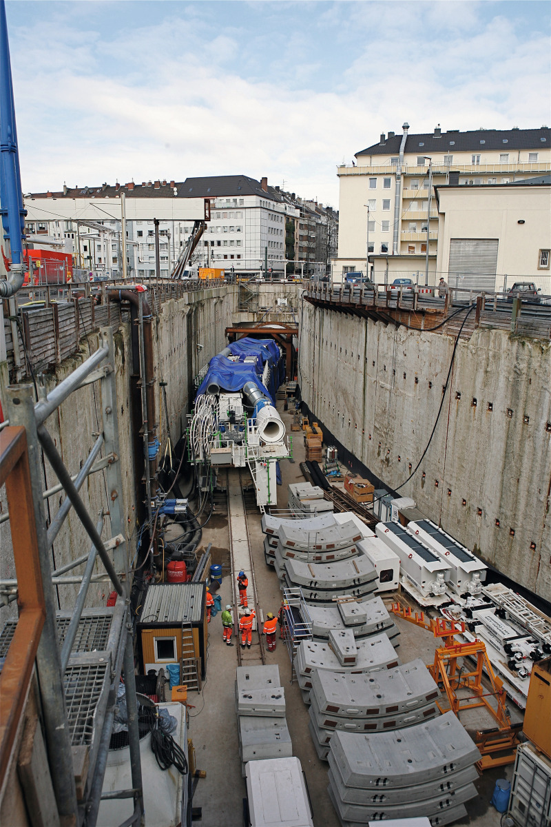 Metro Construction in the Focus of the City - tunnel