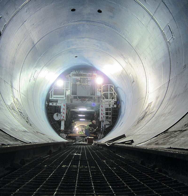 Special formwork for hydraulic tunnel lining with application of HDPE ...